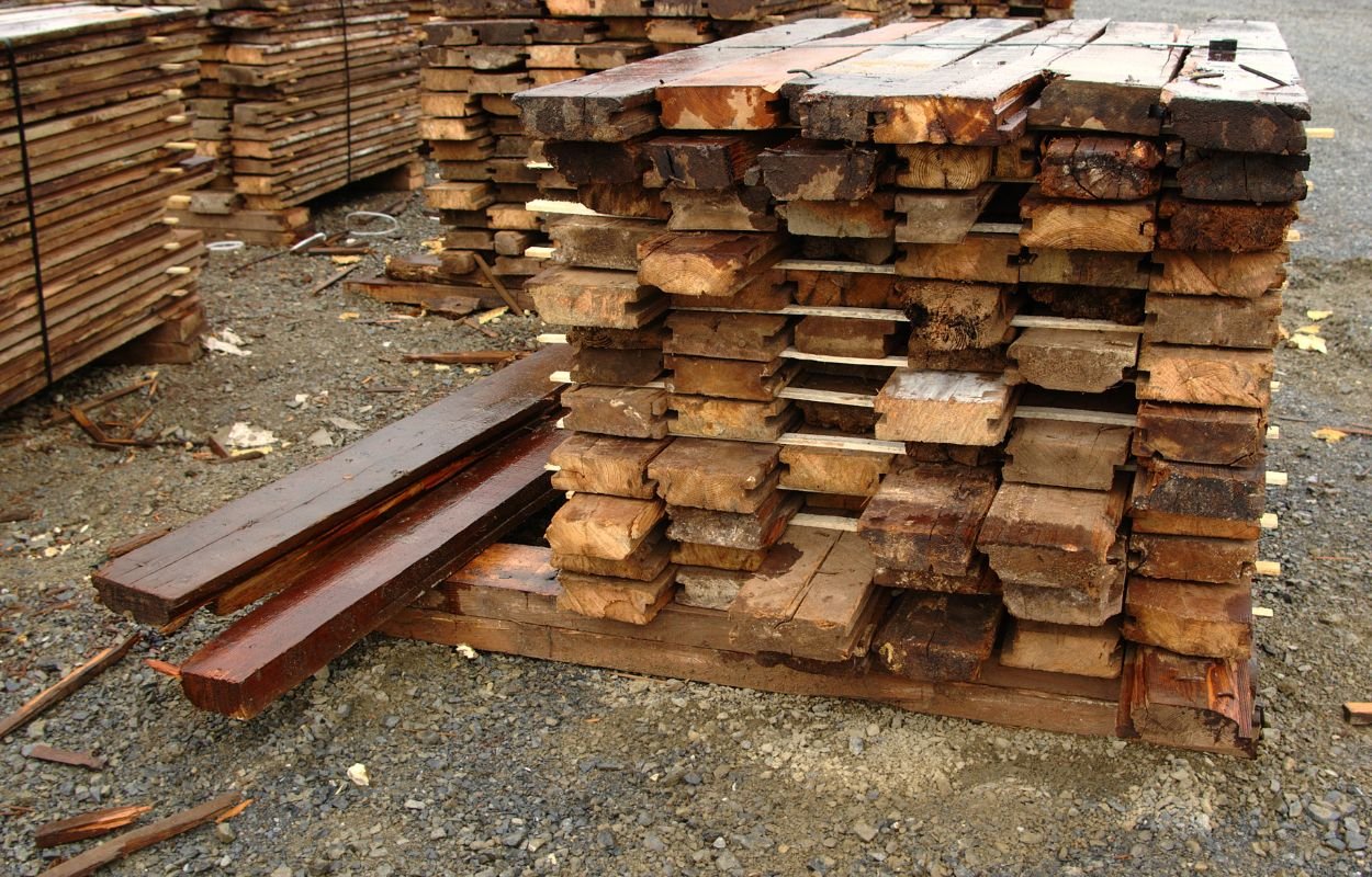 Salvaging Materials From A Deconstruction Project – Save Money And ...