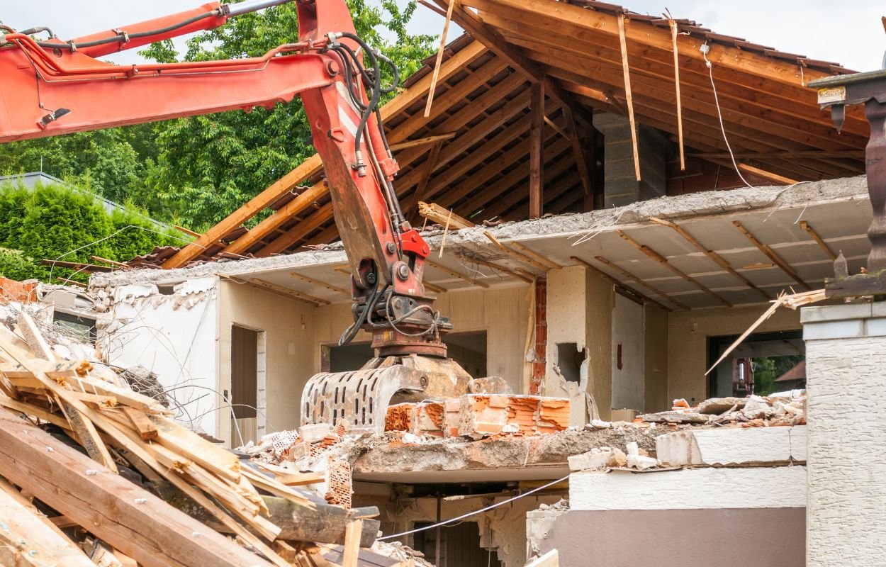 Exterior Demolition: Everything You Need to Know - Deconstructors ...